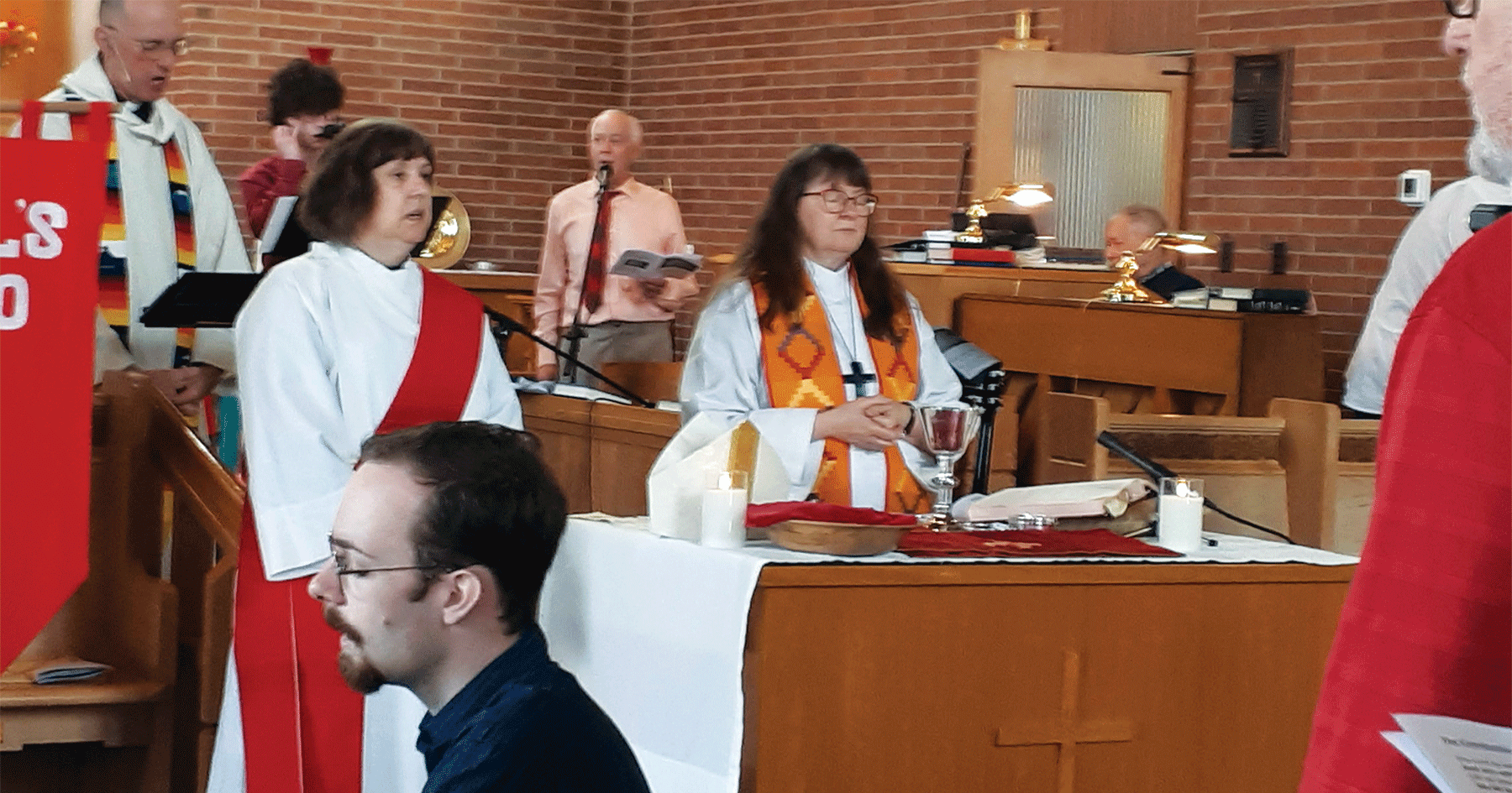 Canon Neil and Leslie Elliot's Retirement Service - The HighWay